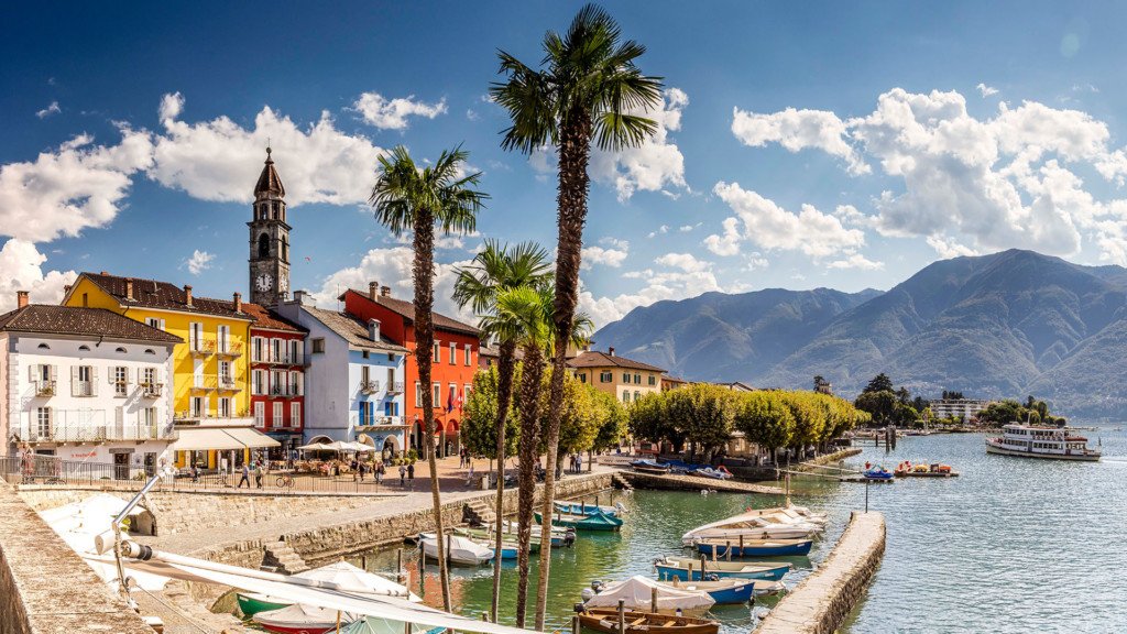 Lago Maggiore Express. Su acqua e su rotaia, cronistoria di un lago di ...
